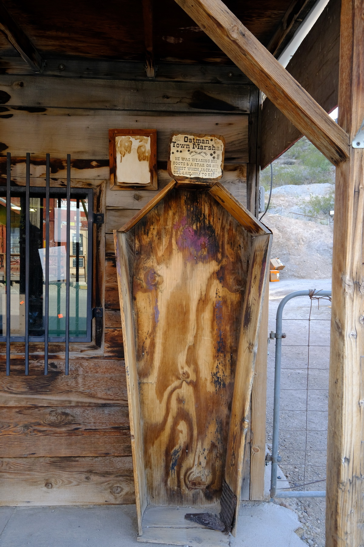 Empty Coffin 6864 HiRes