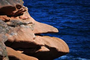 Rock (laughing) face. by moochagoo