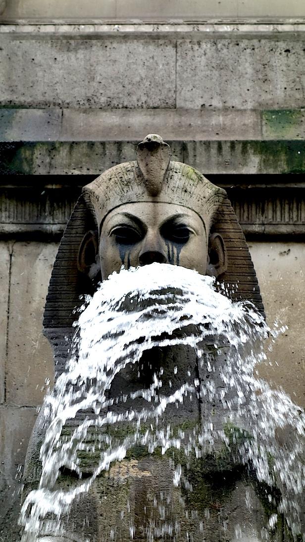 Crying sphinx by moochagoo