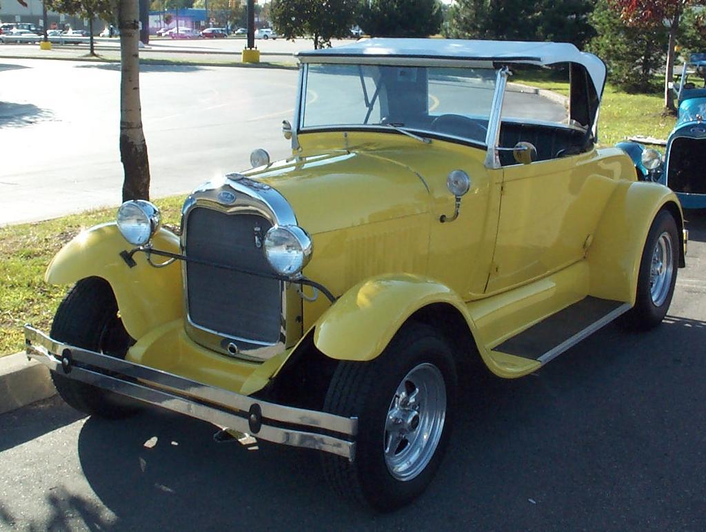 R & C-0782-1928-Ford-Custom Model T Roadster. by stnaper