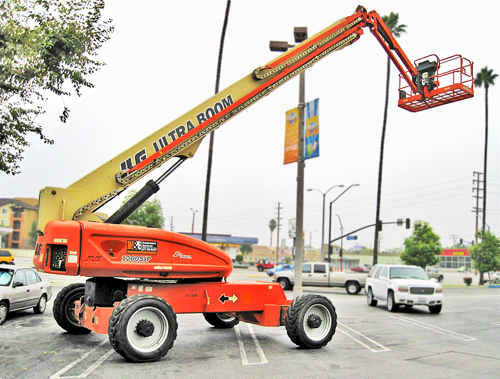 JLG Ultra Boom Lift by goodoleboy