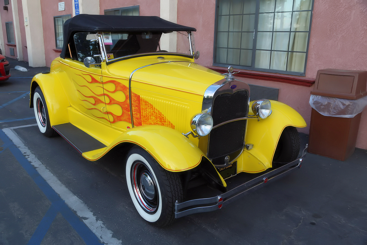 California front view Hot Rod by Richardphotos