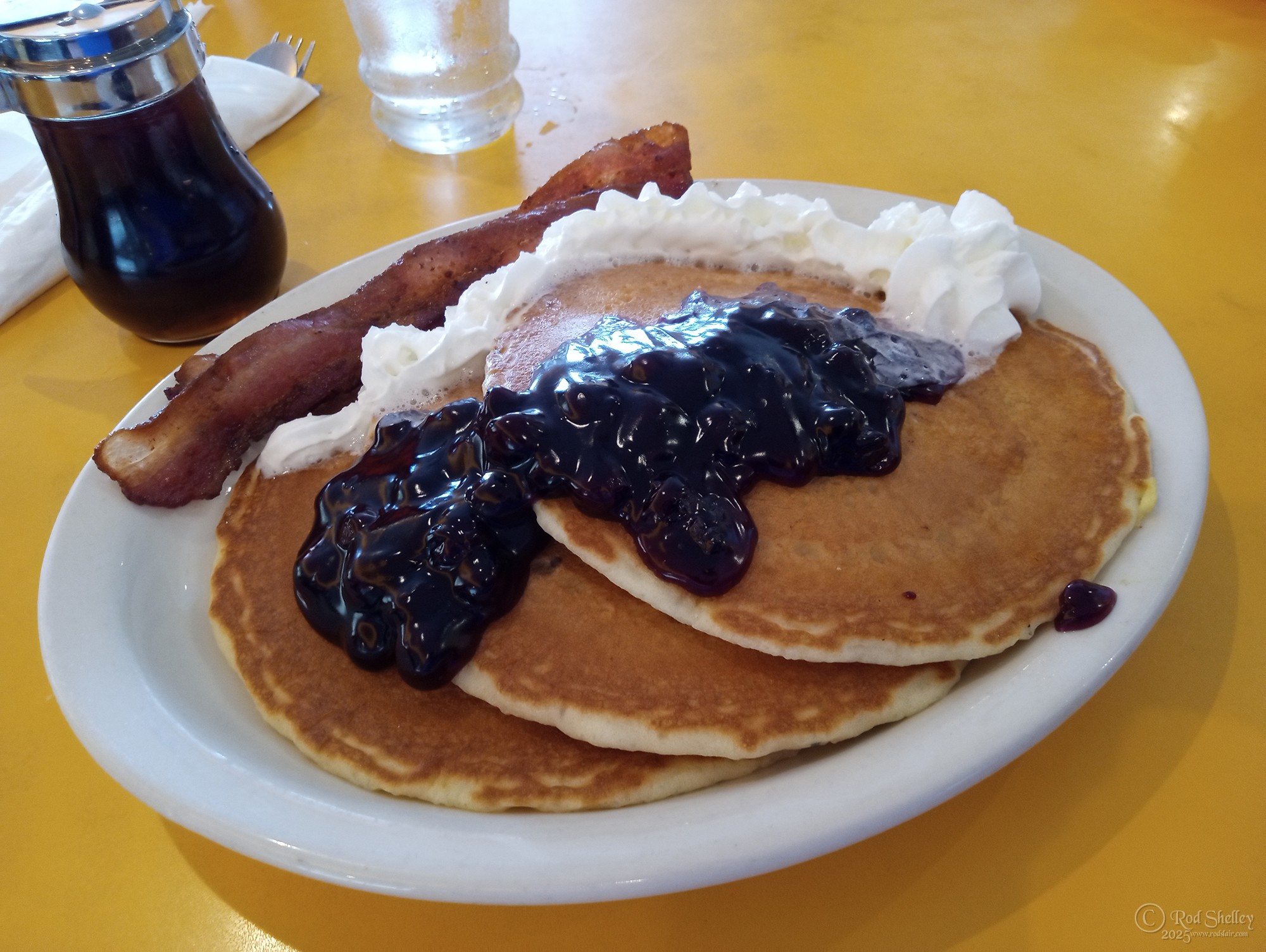 Today's Brekkie (Breakfast) by RodS